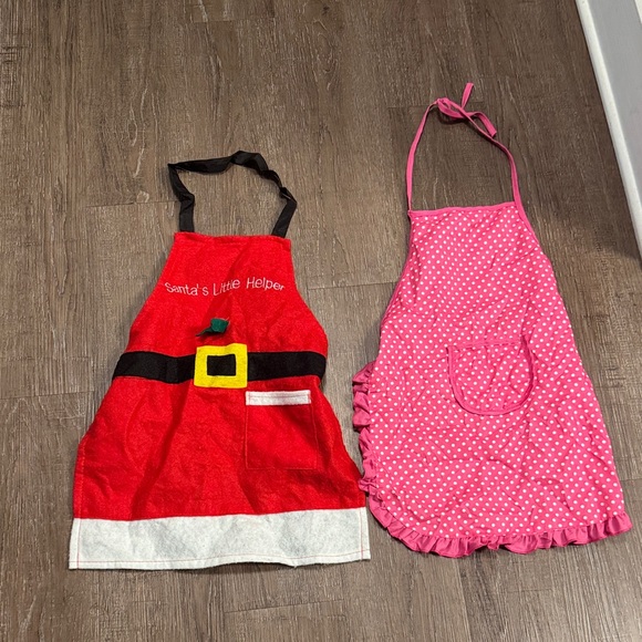 Accessories | Santas Little Helper Red Apron And Pink Polka Dot Apron ...
